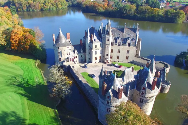 Château de La Bretesche - visite de la cour